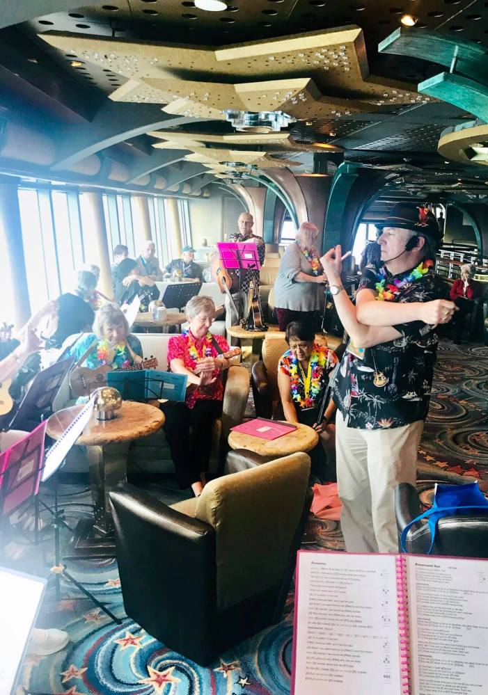 Ukulele Cruise - GuitarStart